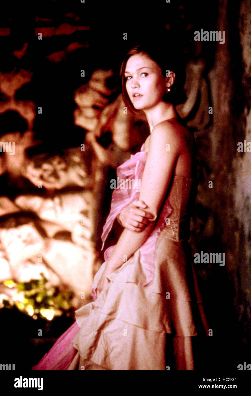 THE PRINCE AND ME, Julia Stiles, 2004, (c) Paramount/courtesy Everett ...