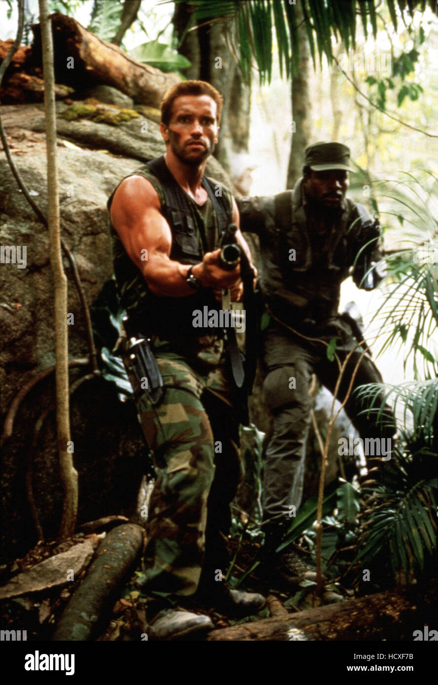 PREDATOR, Arnold Schwarzenegger, Carl Weathers, 1987. TM and Copyright ...