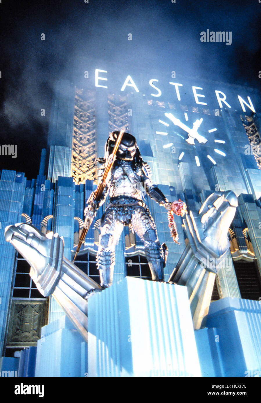 PREDATOR 2, 1990. TM & Copyright ©20th Century Fox Film Corp. All ...