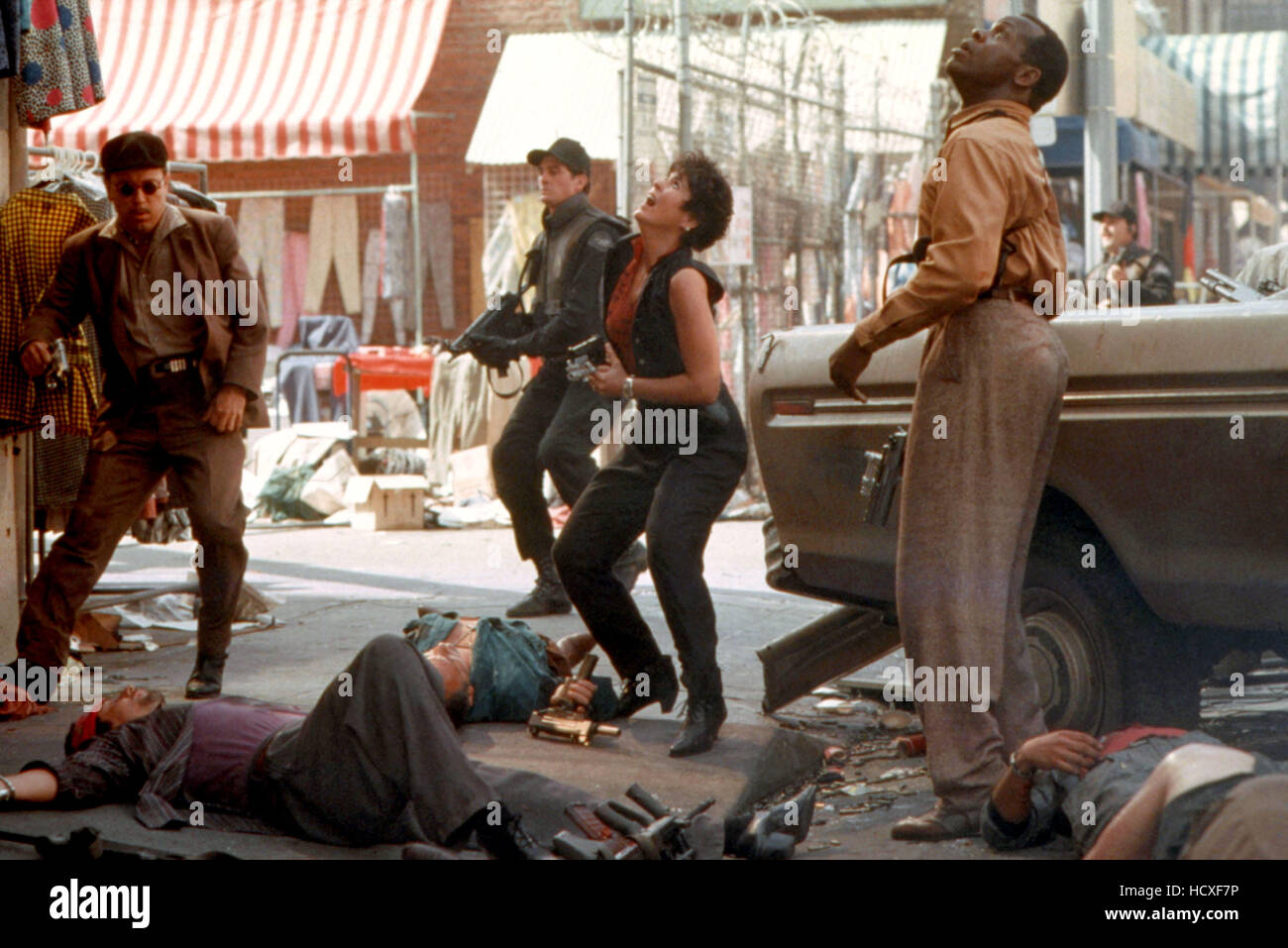 PREDATOR 2, Ruben Blades, Maria Conchita Alonso, Danny Glover, 1990, TM ...