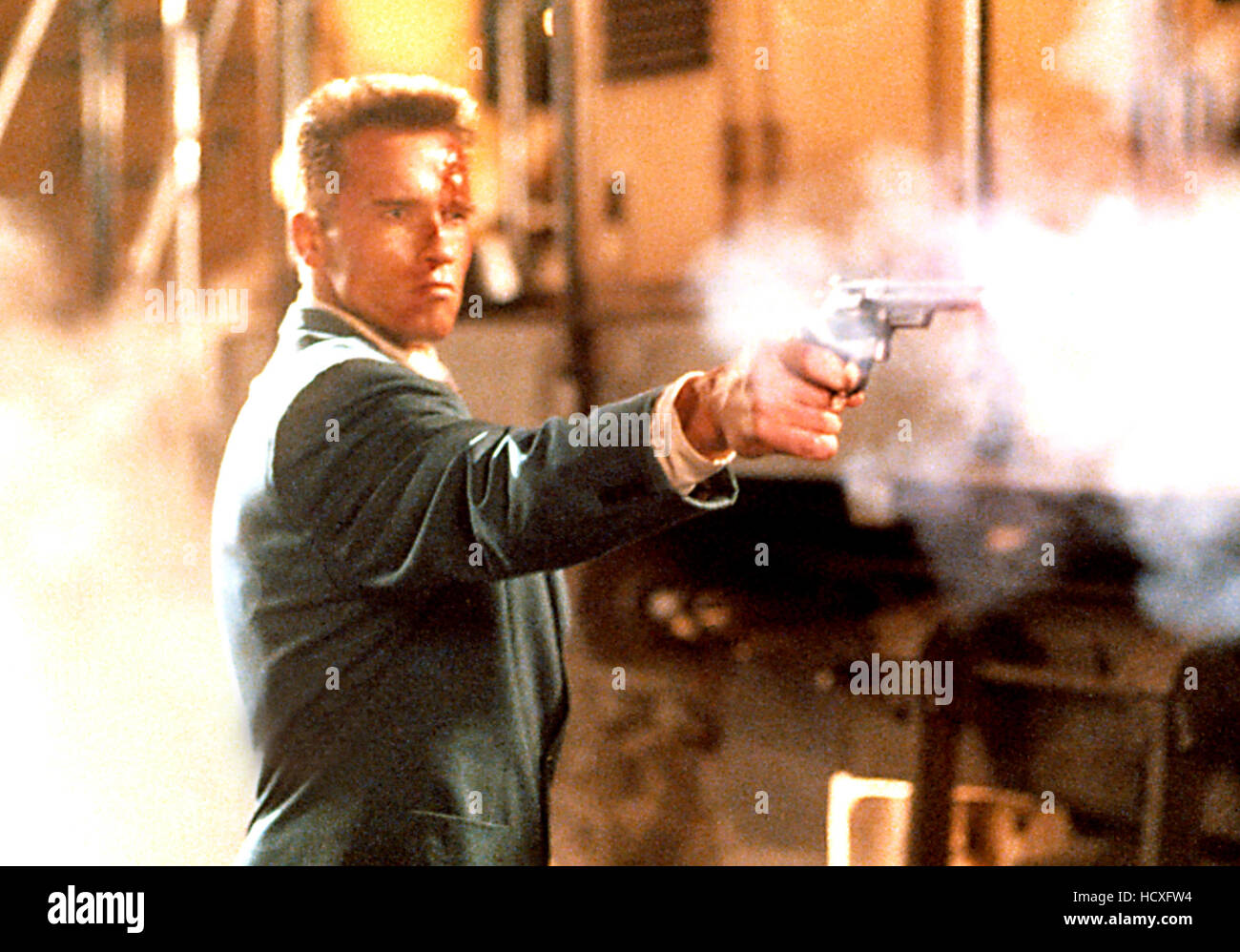 RED HEAT, Arnold Schwarzenegger, 1988 Stock Photo - Alamy