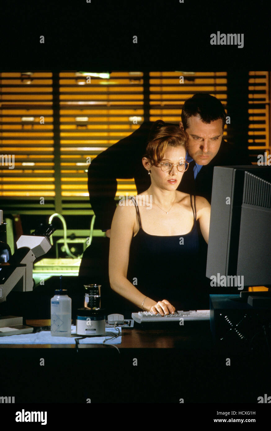 THE RELIC, from left: Penelope Ann Miller, Tom Sizemore, 1997 ...