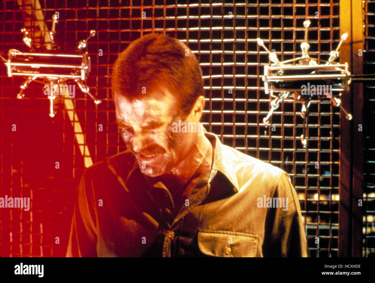 RUNAWAY, Tom Selleck, 1984, surrounded by spider-robots Stock Photo - Alamy