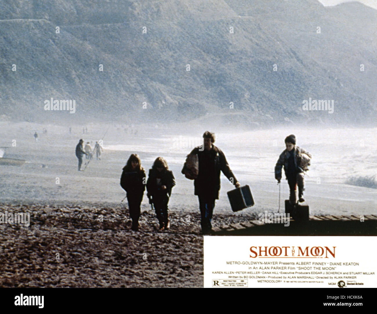 SHOOT THE MOON, Tracey Gold, Viveka Davis, Albert Finney, Tina Yothers ...