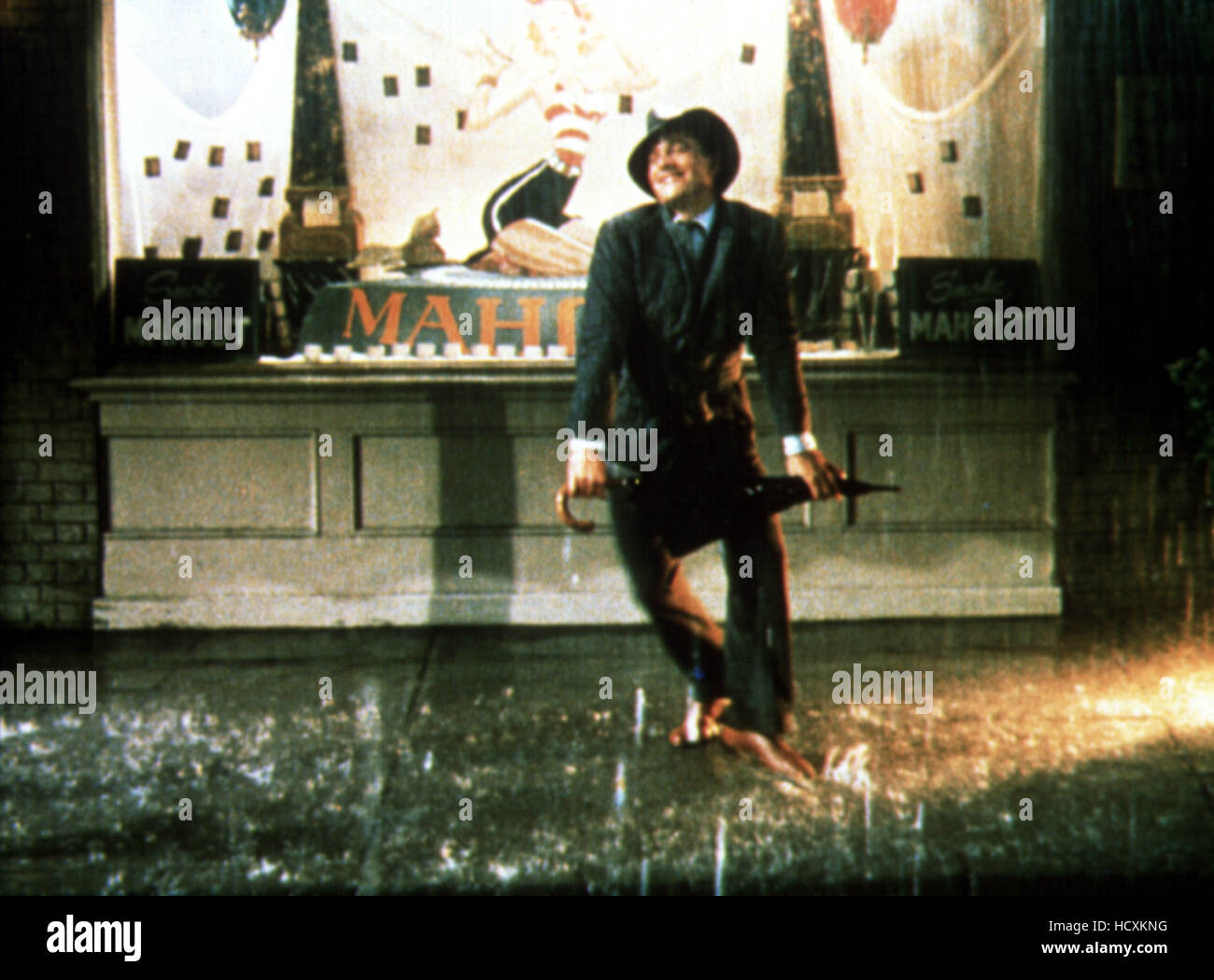 SINGIN' IN THE RAIN, Gene Kelly, 1952 Stock Photo - Alamy