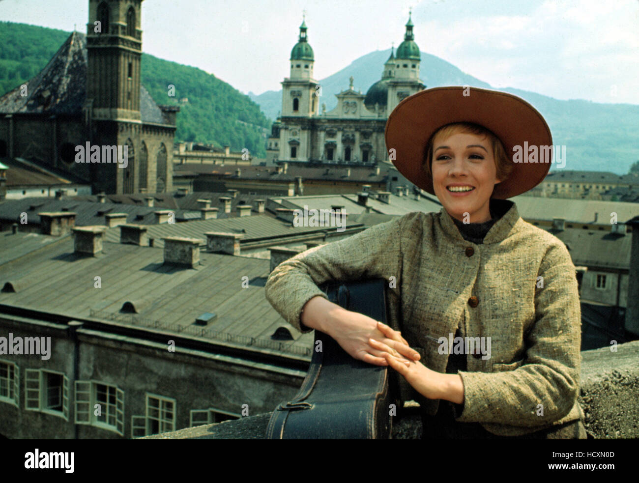THE SOUND OF MUSIC, Julie Andrews, 1965. TM and Copyright (c) 20th ...