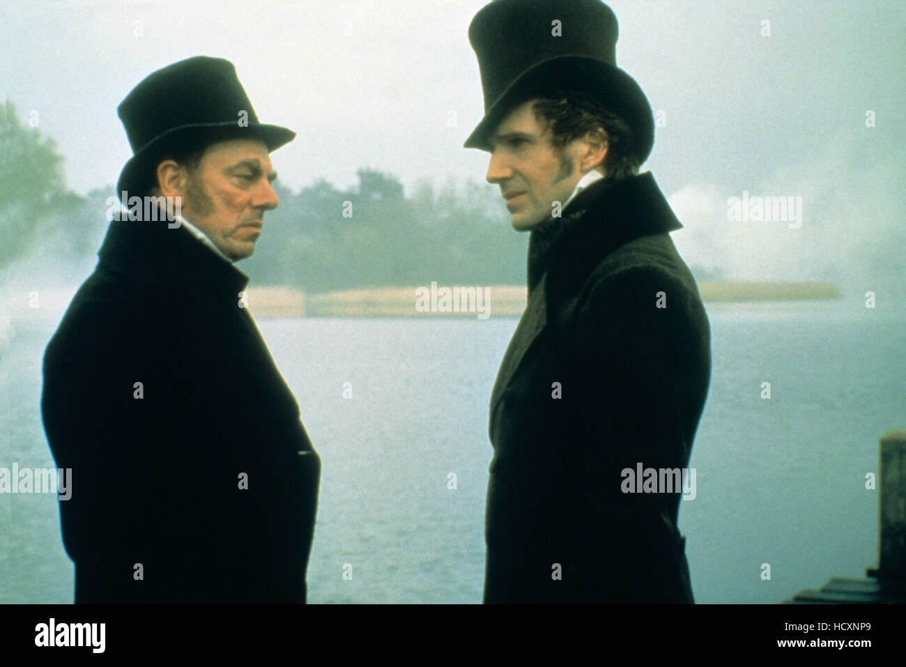 ONEGIN, from left: Alun Armstrong, Ralph Fiennes, 1999, © Samuel ...