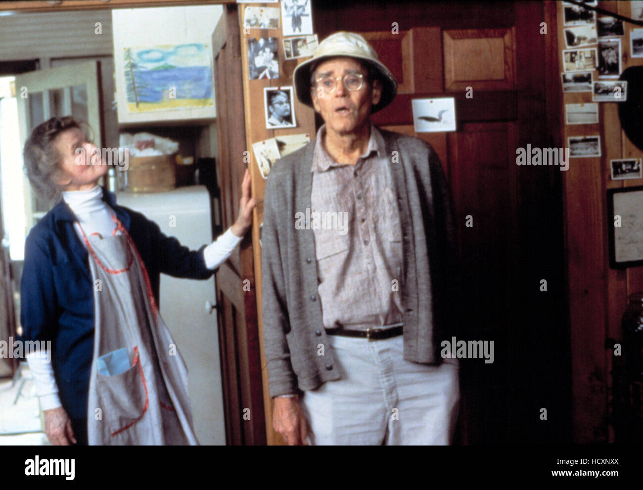ON GOLDEN POND, Katharine Hepburn, Henry Fonda, 1981 Stock Photo - Alamy