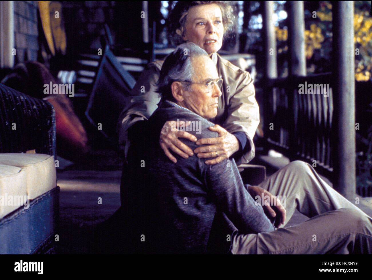 ON GOLDEN POND, Katharine Hepburn, Henry Fonda, 1981 Stock Photo - Alamy