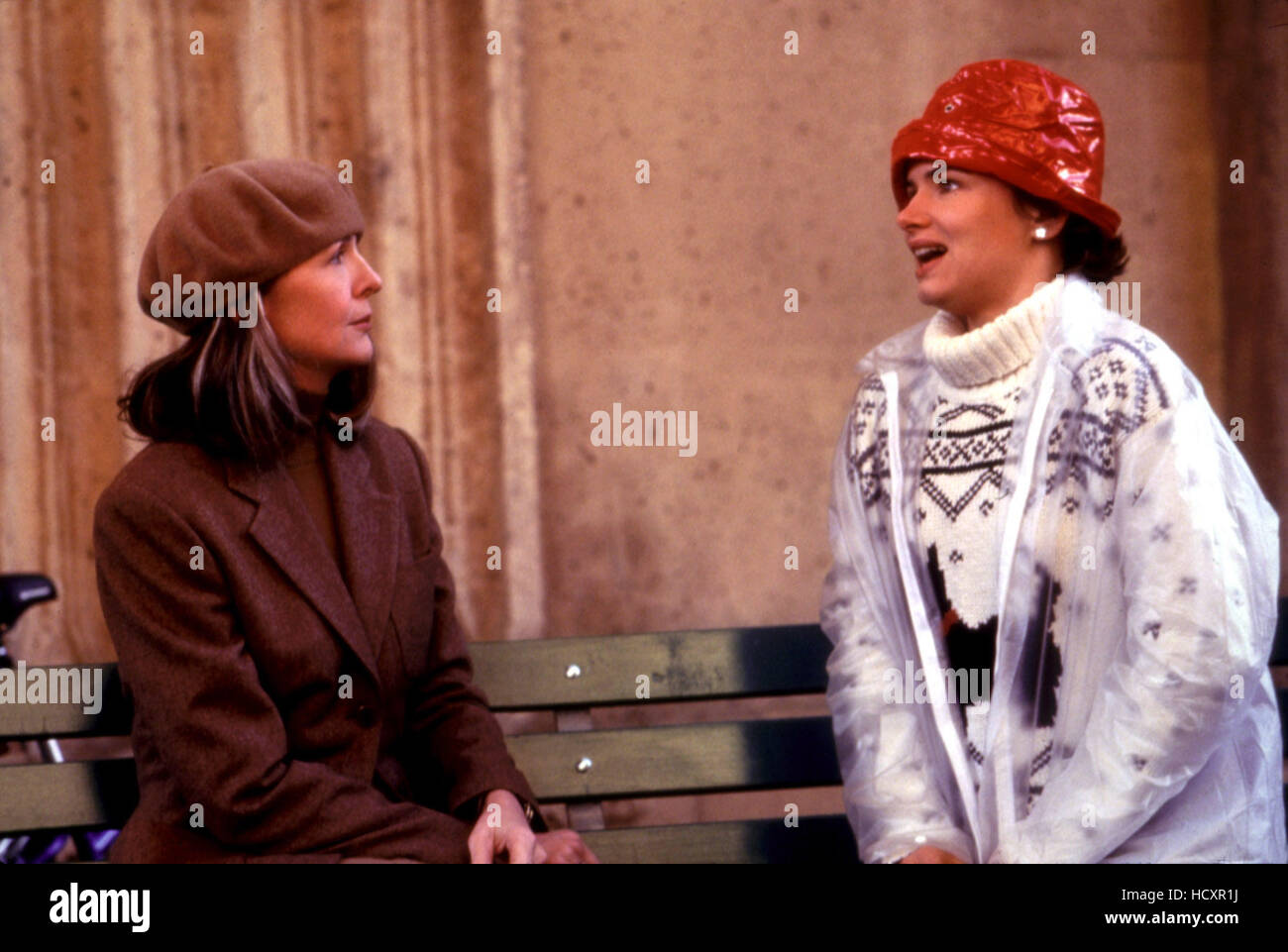 OTHER SISTER, Diane Keaton, Juliette Lewis, 1999, bench Stock Photo - Alamy