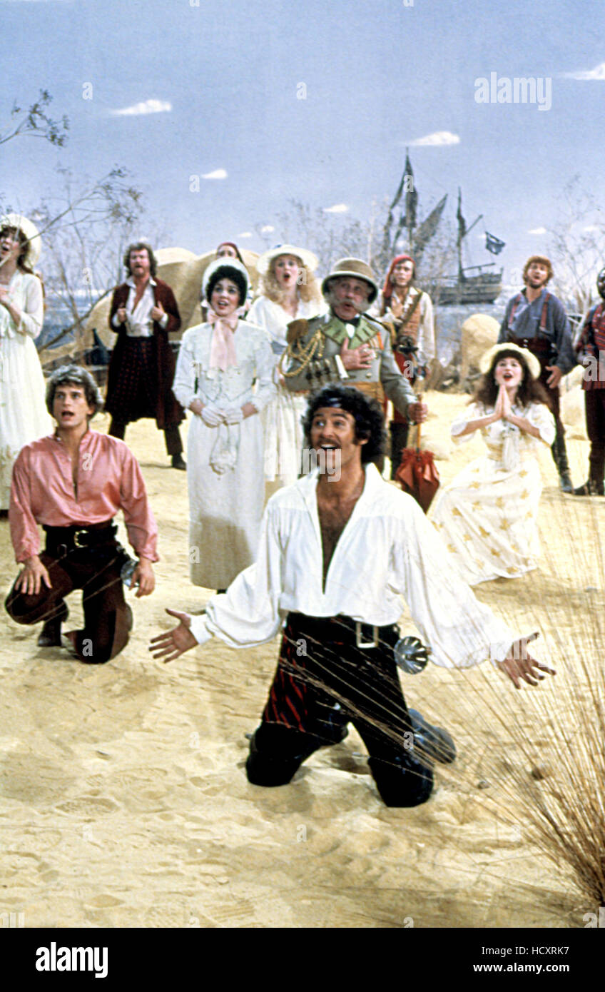 THE PIRATES OF PENZANCE, Rex Smith, Linda Ronstandt, Kevin Kline, 1983 ...
