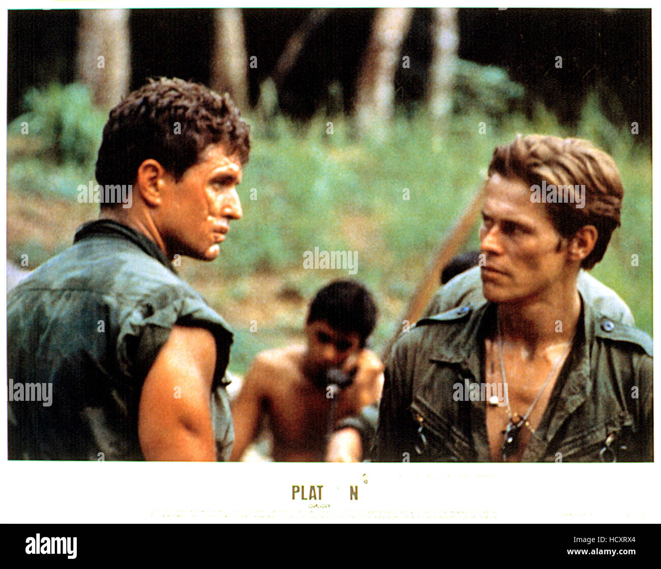 PLATOON, Tom Berenger, Willem Dafoe, 1986 Stock Photo - Alamy