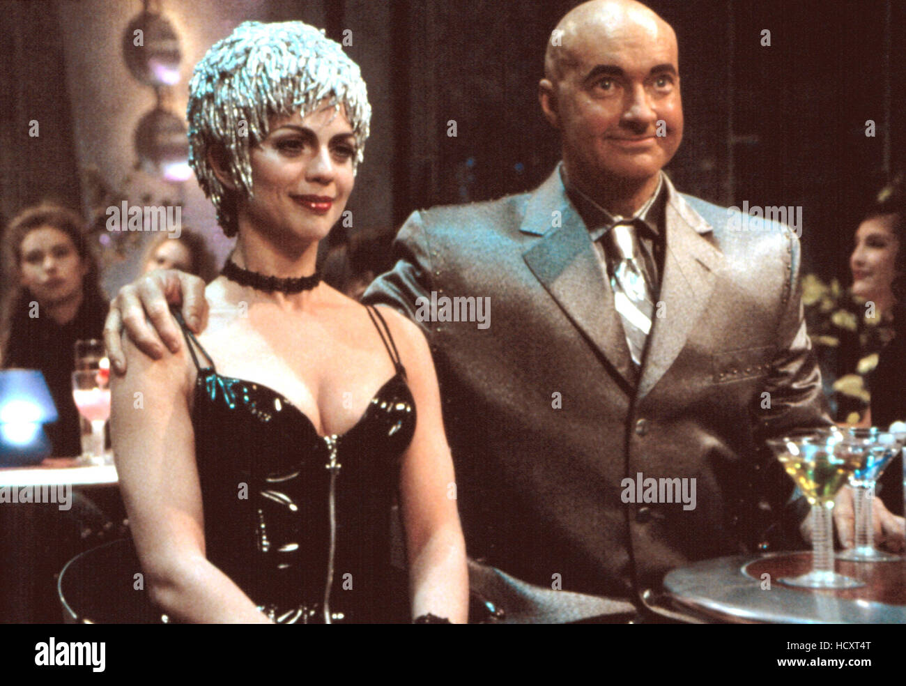 ADVENTURES OF PLUTO NASH, Rosario Dawson, Randy Quaid, 2002 (c) Warner ...