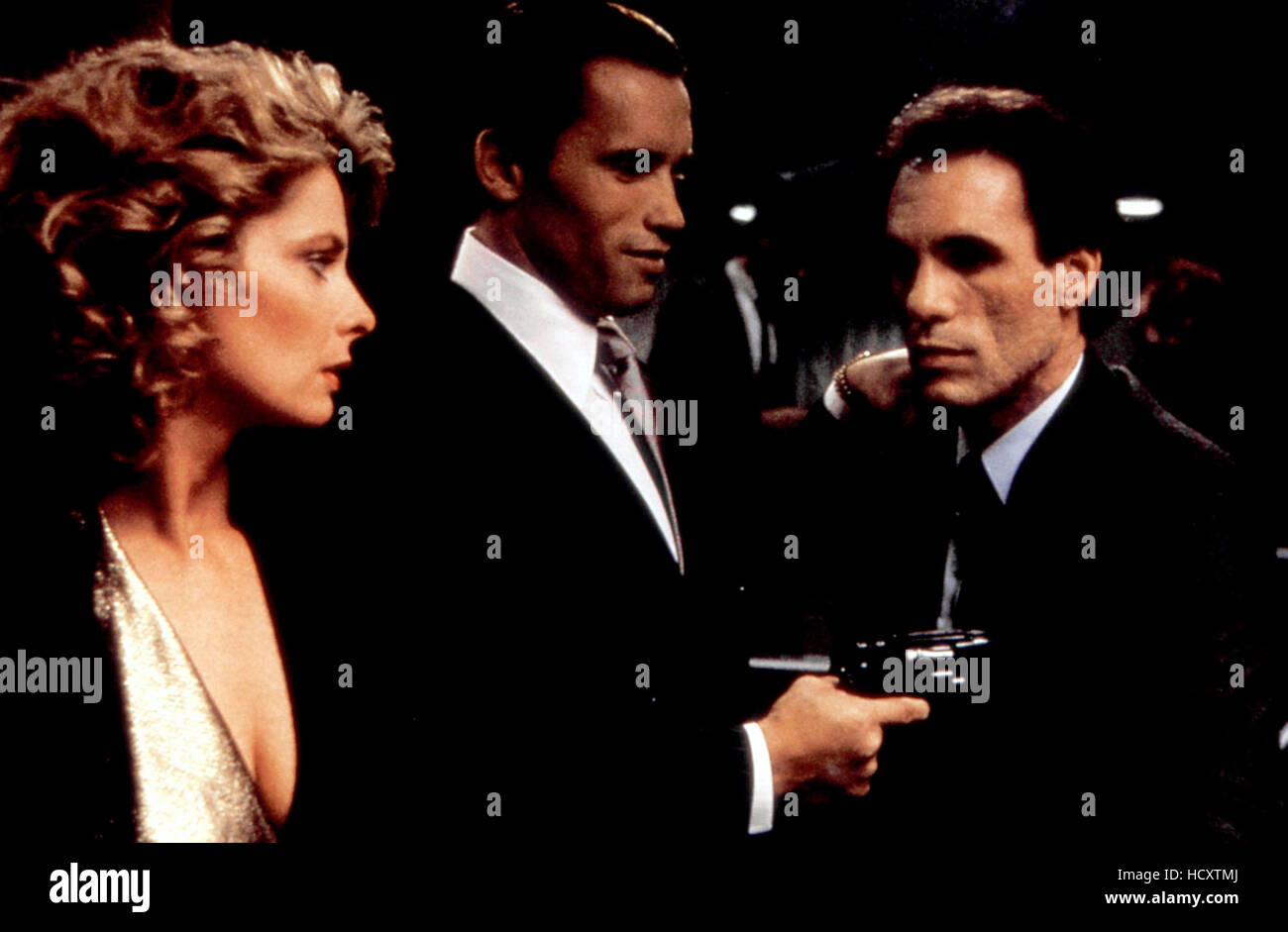 RAW DEAL, Kathryn Harrold, Arnold Schwarzenegger, Robert Davi, 1986, (c ...