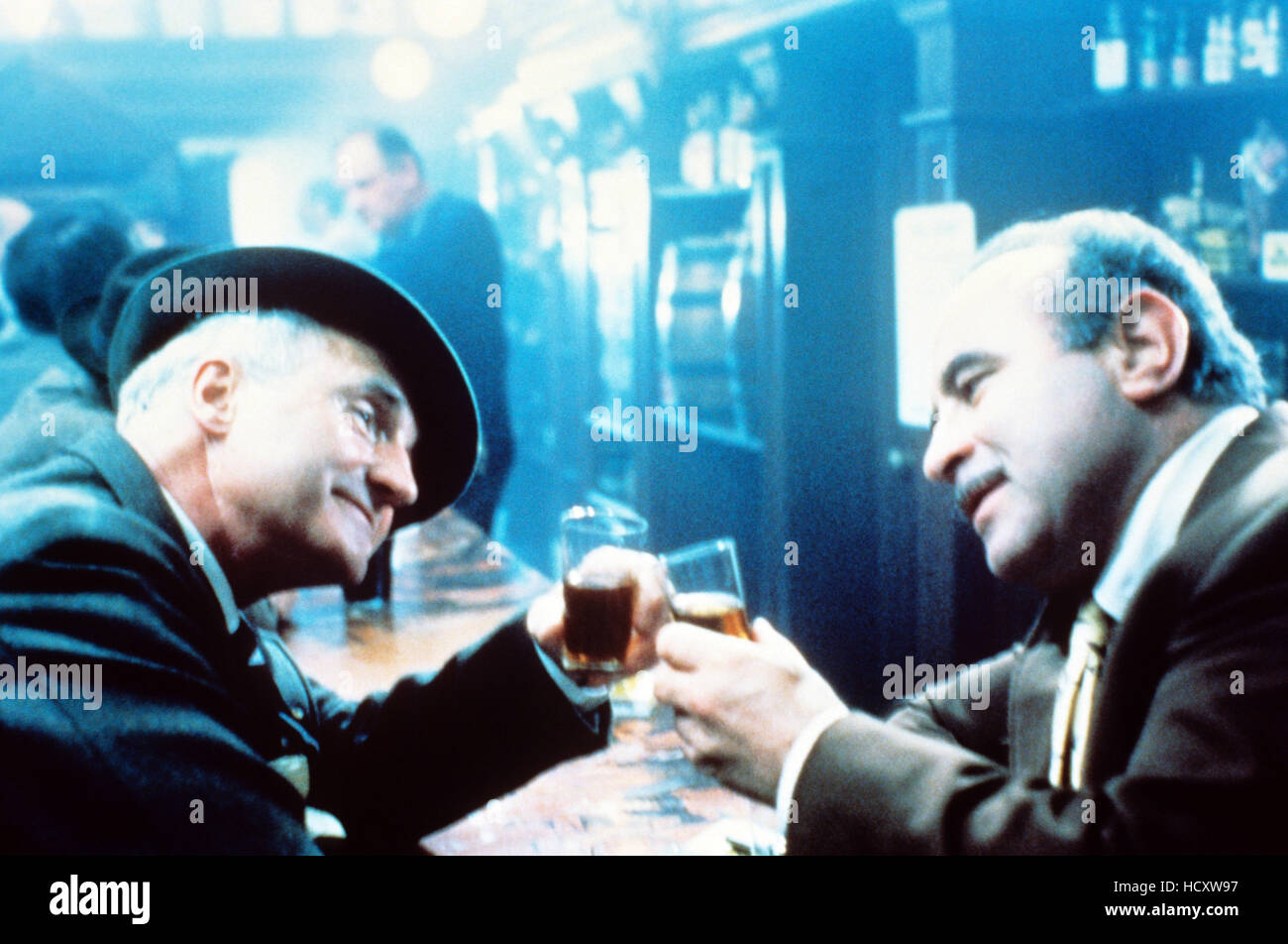 THE RAGGEDY RAWNEY, Bob Hoskins (right), 1988, © Virgin Vision/courtesy ...