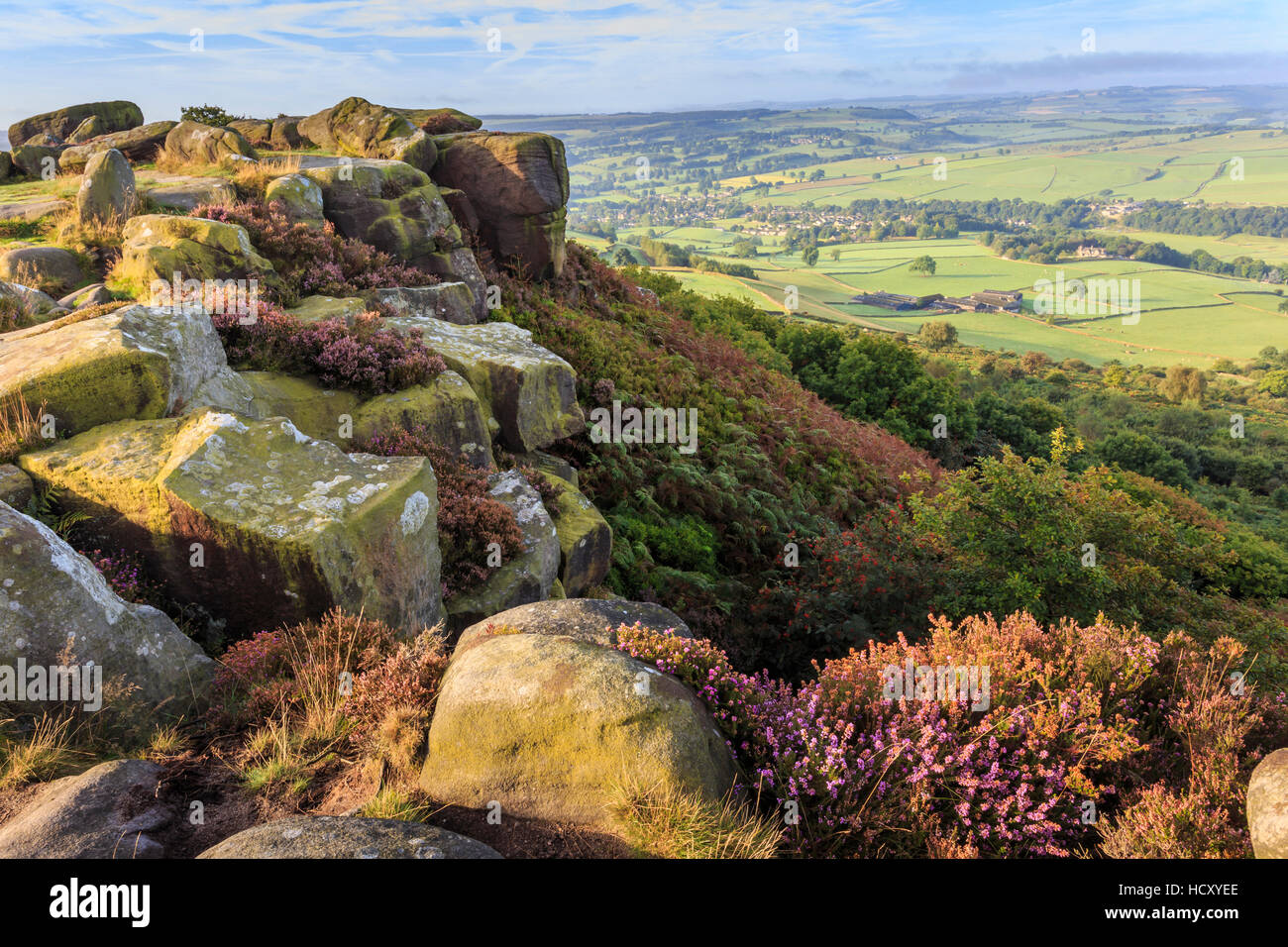 Baslow Edge, early autumn heather, view to Baslow village, Peak ...