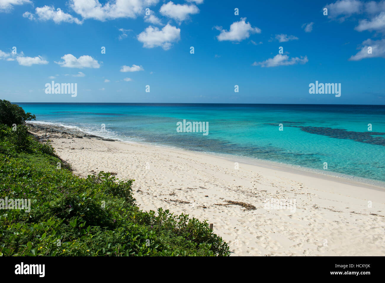 Beautiful white sand beach and turquoise water in Providenciales, Turks ...