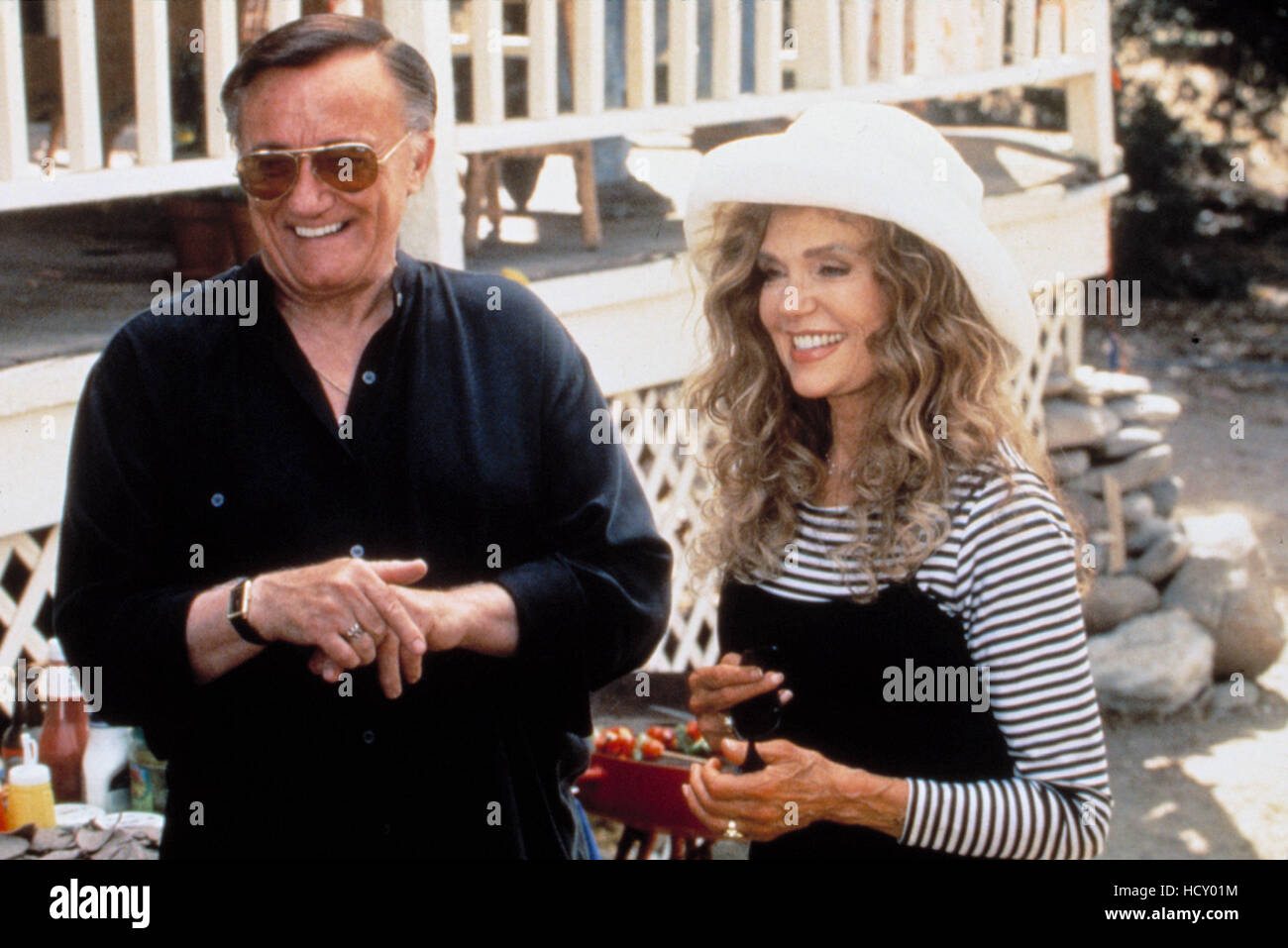 THE SENDER, Robert Vaughn, Dyan Cannon, 1997 Stock Photo - Alamy