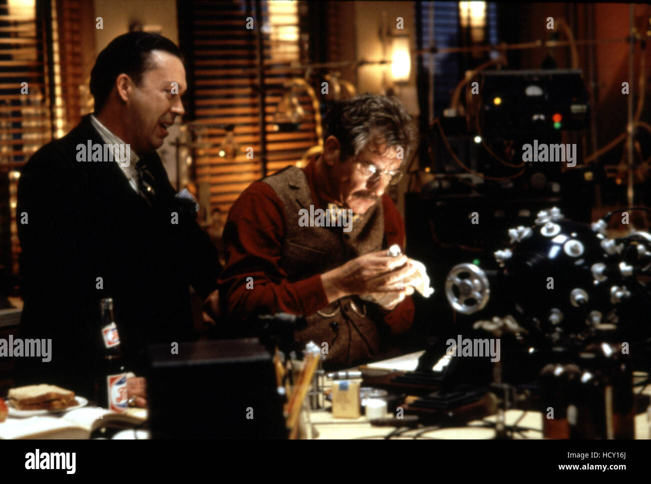 THE SHADOW, Tim Curry, Ian McKellen, 1994, (c)Universal Pictures ...