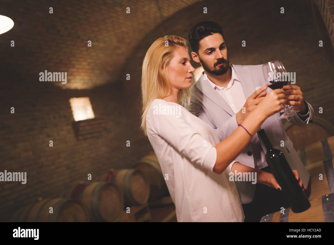 Winery workers hi-res stock photography and images - Alamy