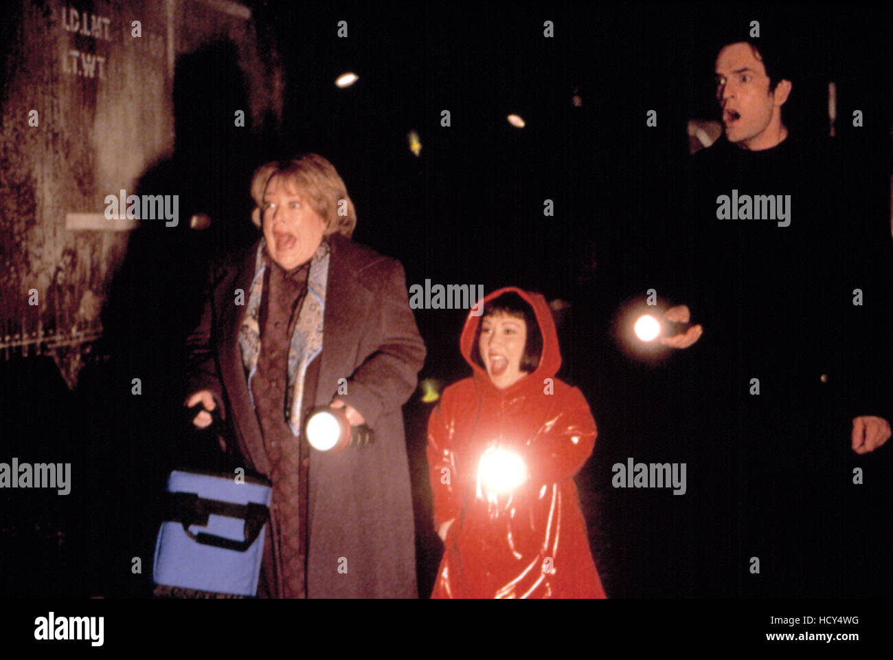 UNCONDITIONAL LOVE, Kathy Bates, Meredith Eaton, Rupert Everett, 2002 ...