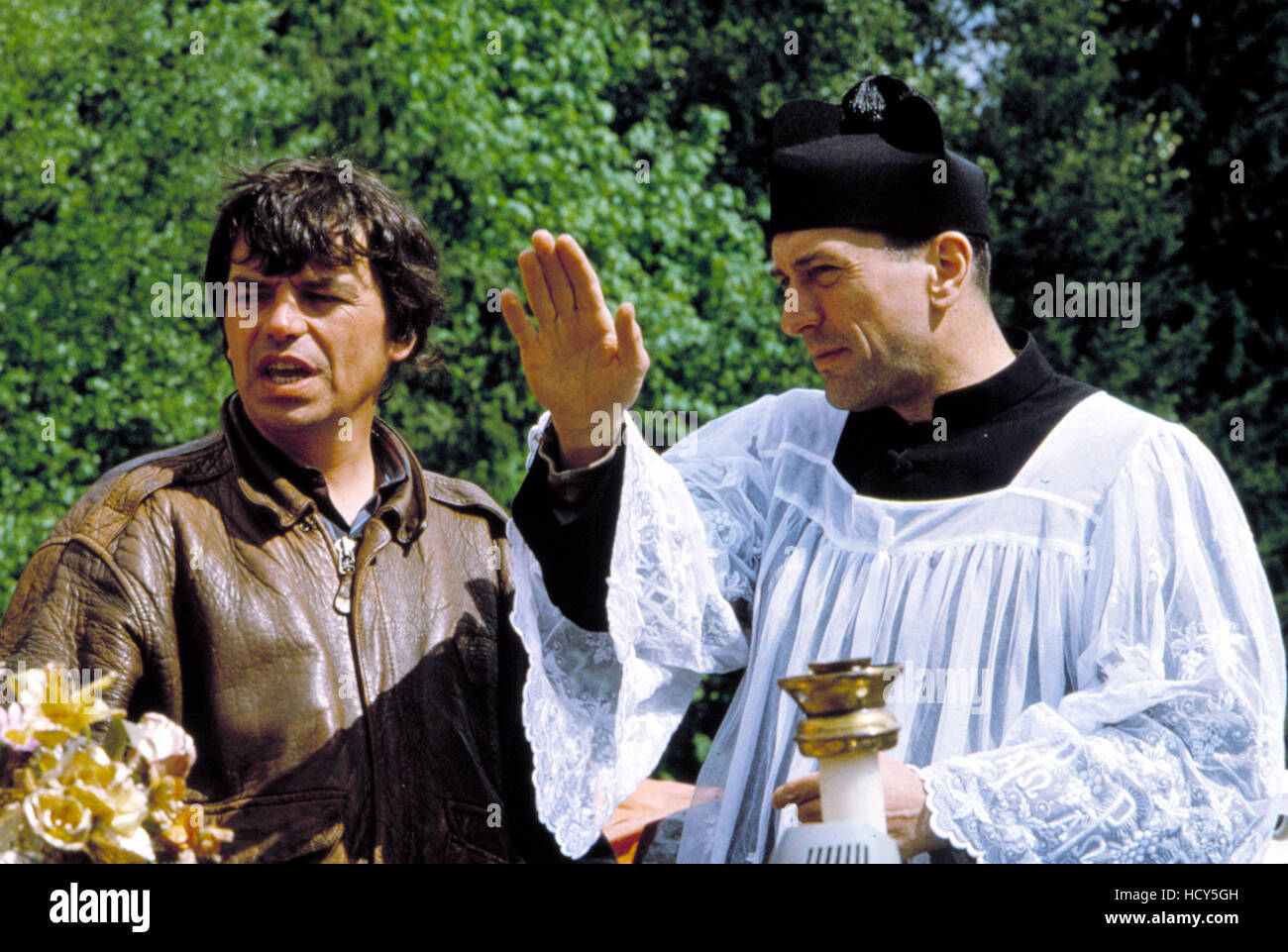 WE'RE NO ANGELS, Director Neil Jordan and Robert De Niro, 1989 Stock ...