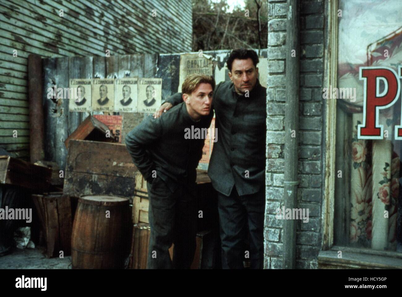 WE'RE NO ANGELS, Sean Penn, Robert De Niro, 1989 Stock Photo - Alamy