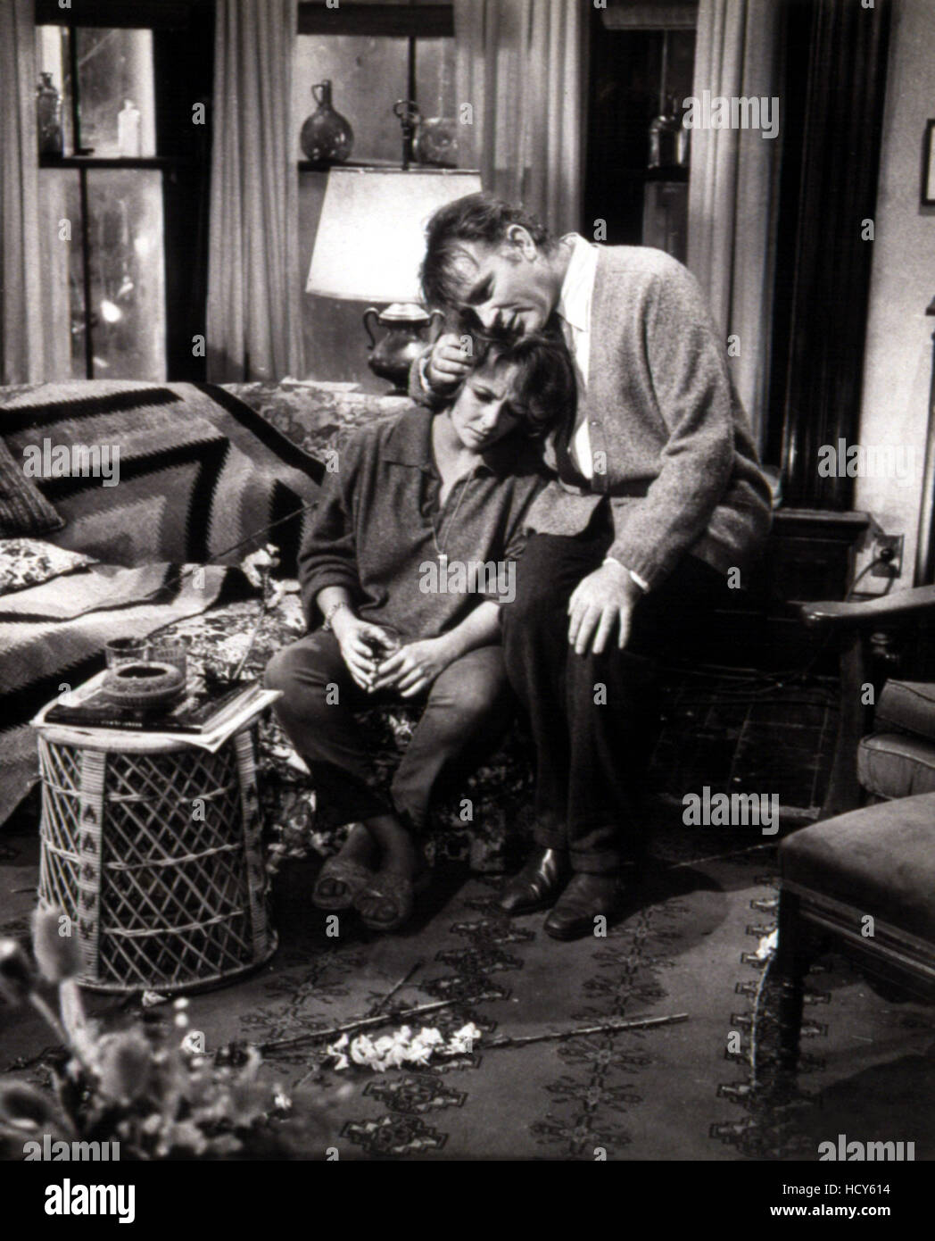 WHO'S AFRAID OF VIRGINIA WOOLF?, Elizabeth Taylor, Richard Burton, 1966 ...