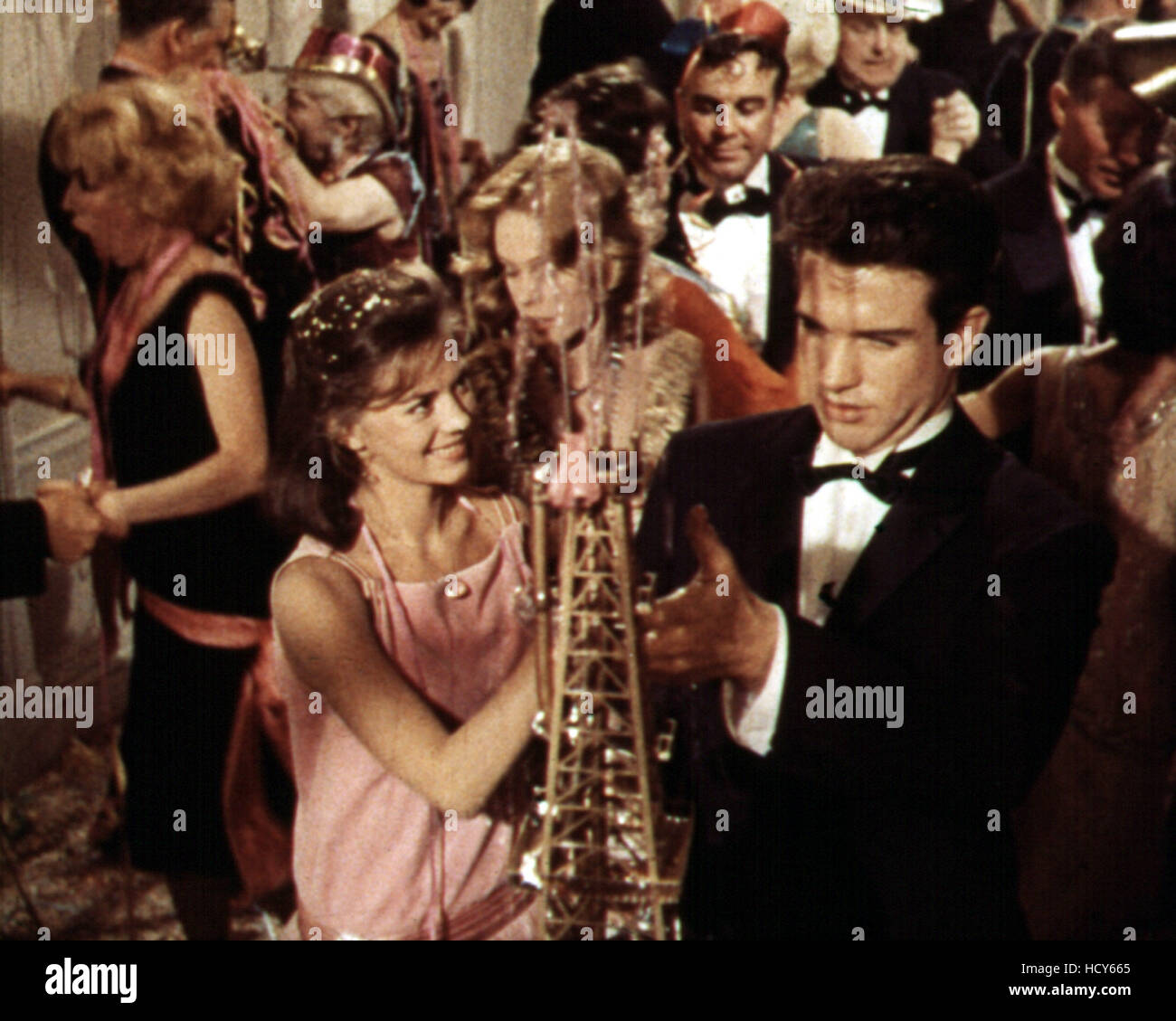 SPLENDOR IN THE GRASS, Natalie Wood, Sandy Dennis, Warren Beatty, 1961 ...