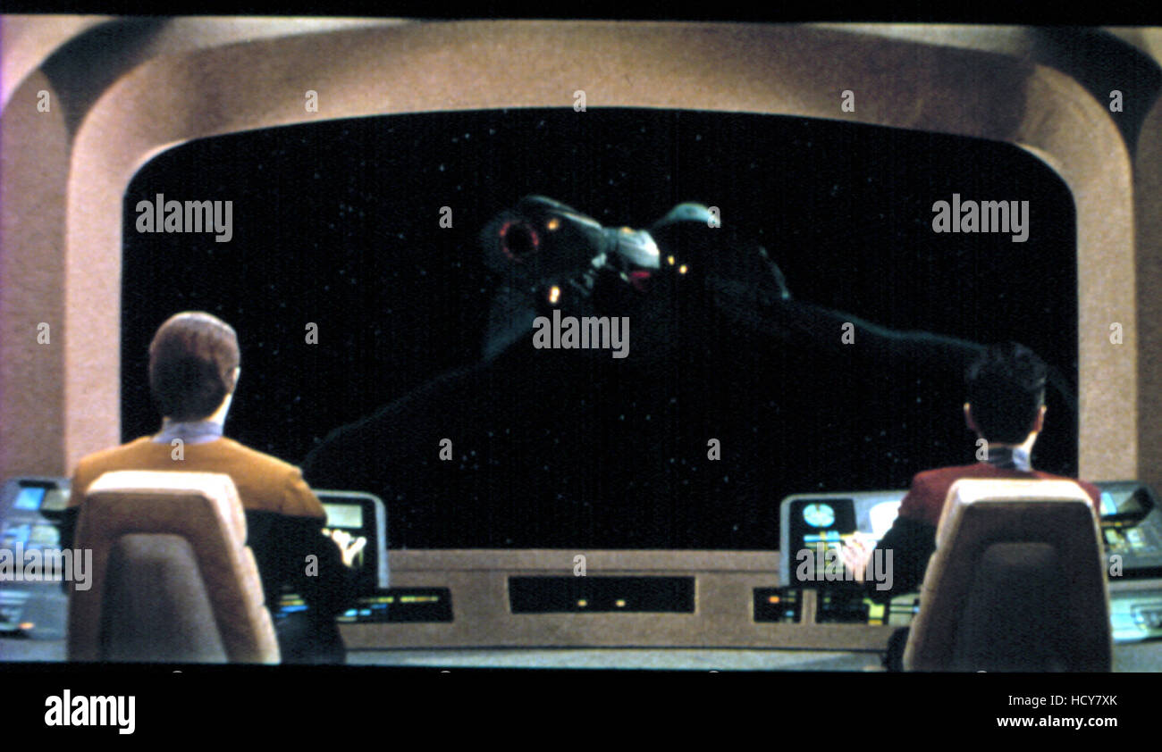 STAR TREK: GENERATIONS, Klingon battleship, on viewscreen ...