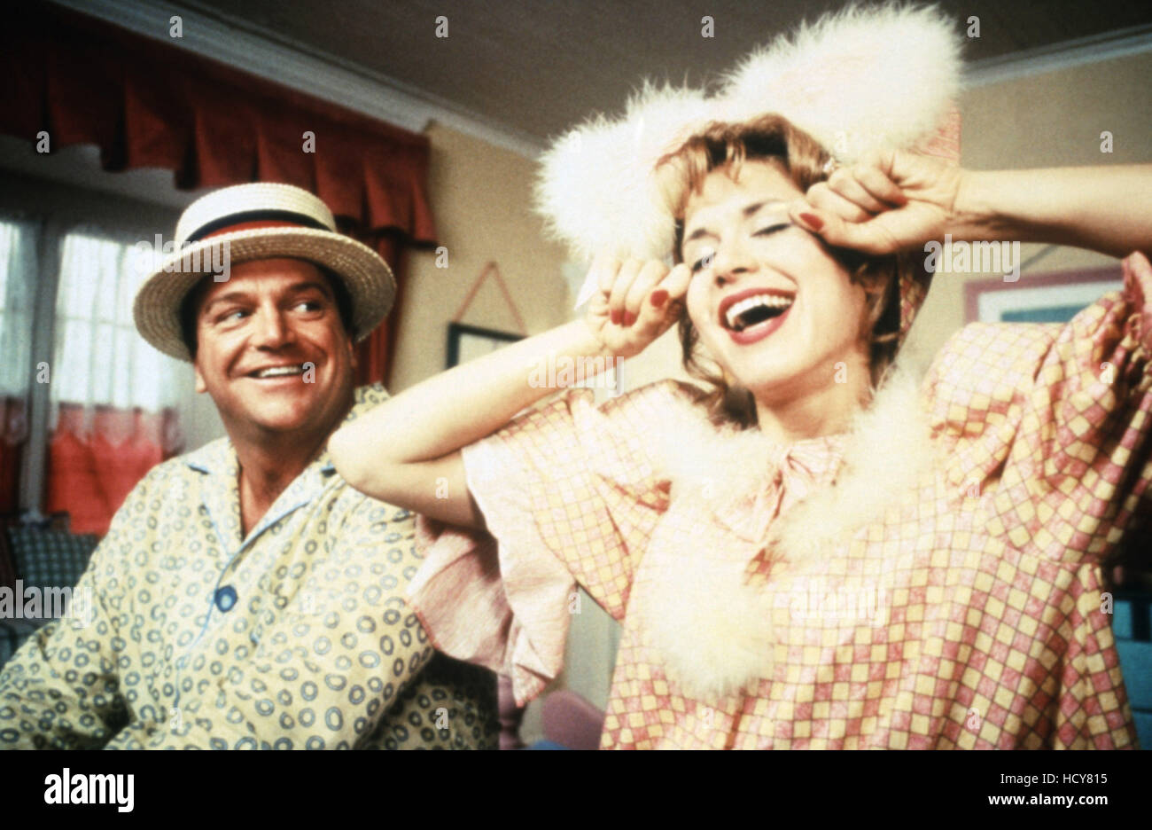 THE STUPIDS, from left: Tom Arnold, Jessica Lundy, 1996, © New Line ...