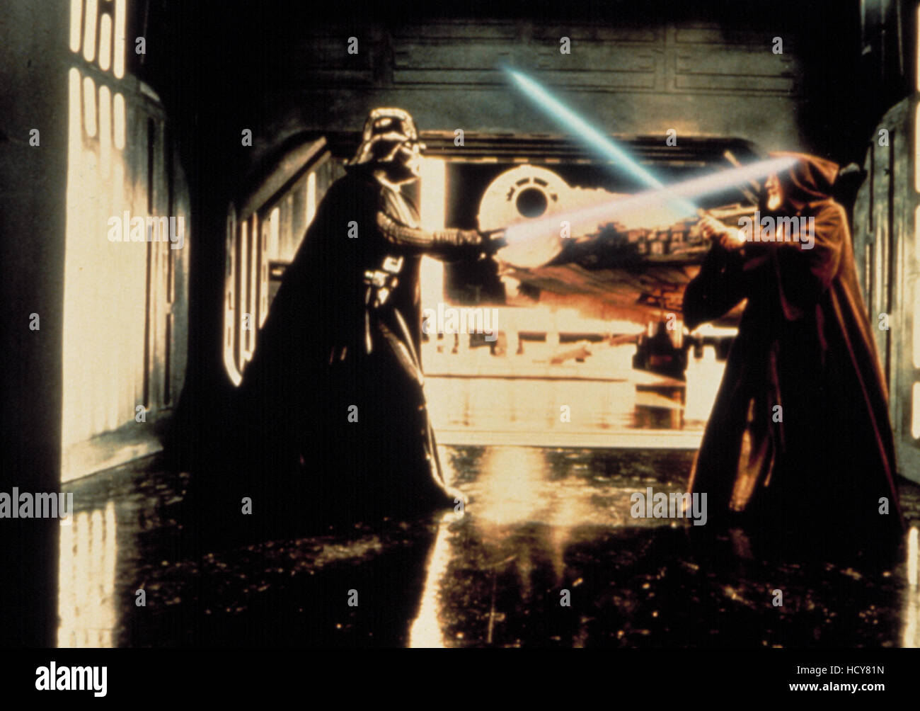 STAR WARS, (aka STAR WARS: EPISODE IV - A NEW HOPE), David Prowse, Alec ...