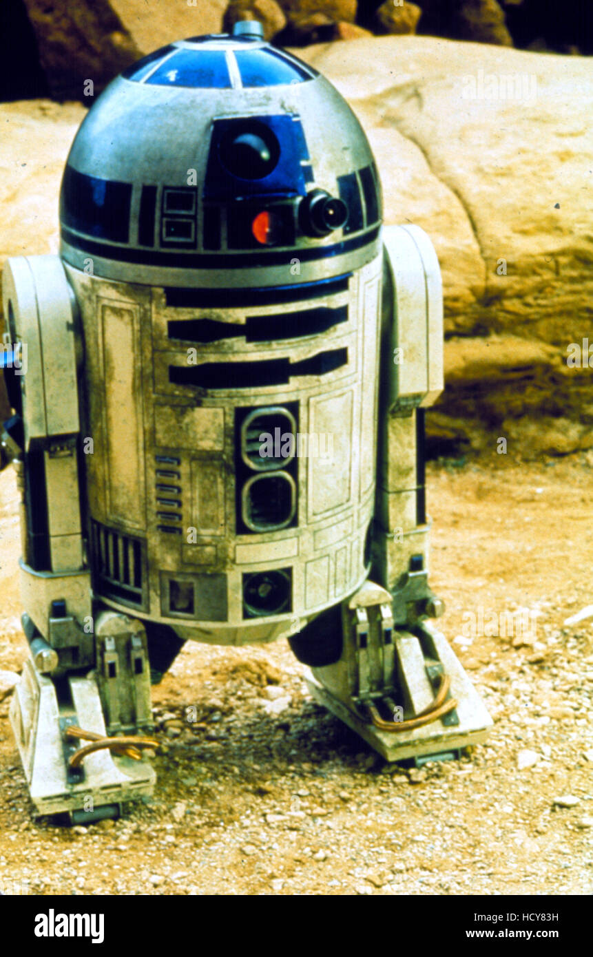 STAR WARS, (aka STAR WARS: EPISODE IV - A NEW HOPE), Kenny Baker as ...