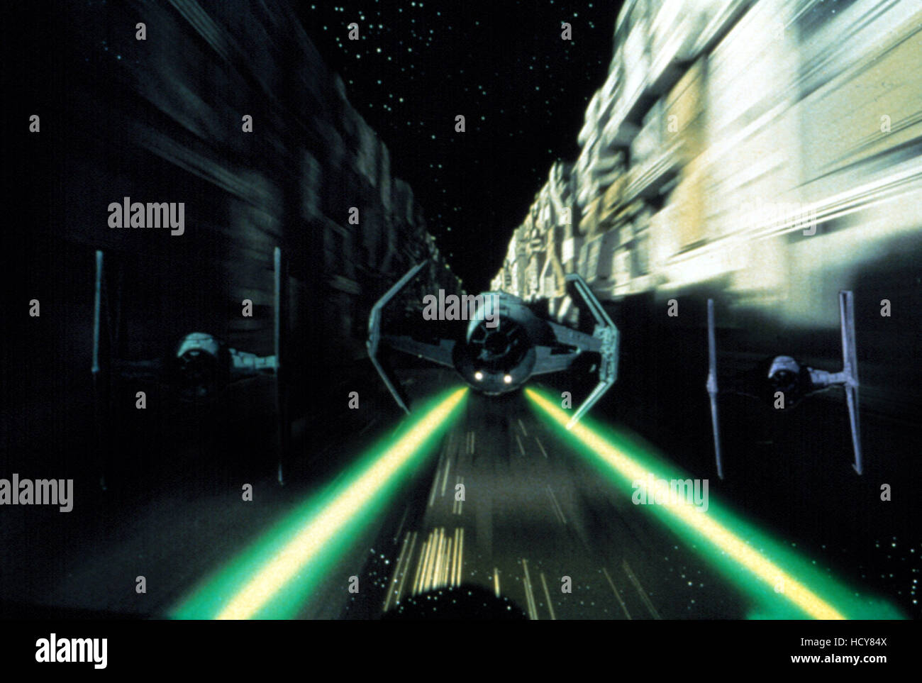 STAR WARS, (aka STAR WARS: EPISODE IV - A NEW HOPE), 1977 Stock Photo ...