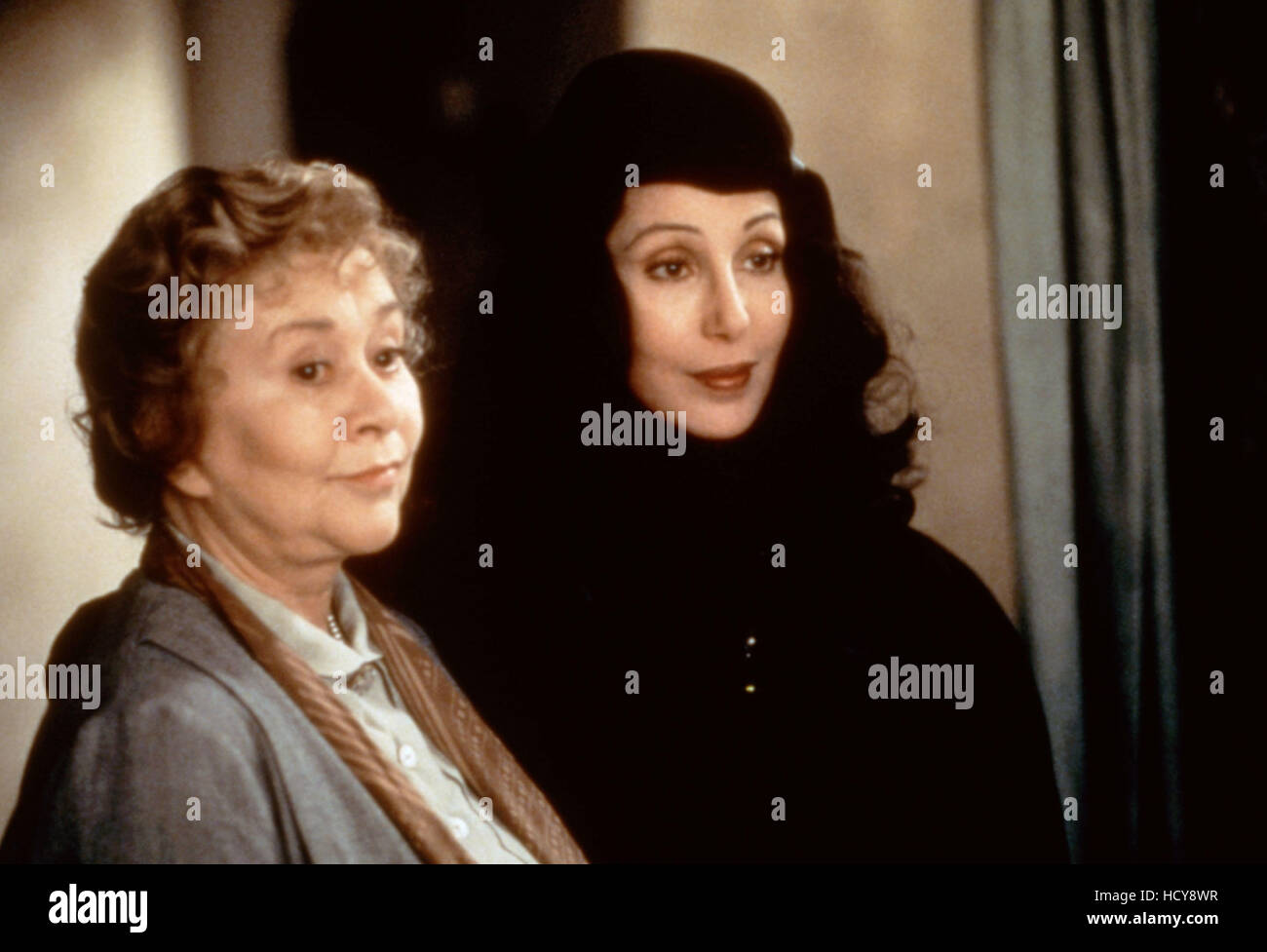 TEA WITH MUSSOLINI, Joan Plowright, Cher, 1999, (c)G2 Films/courtesy ...