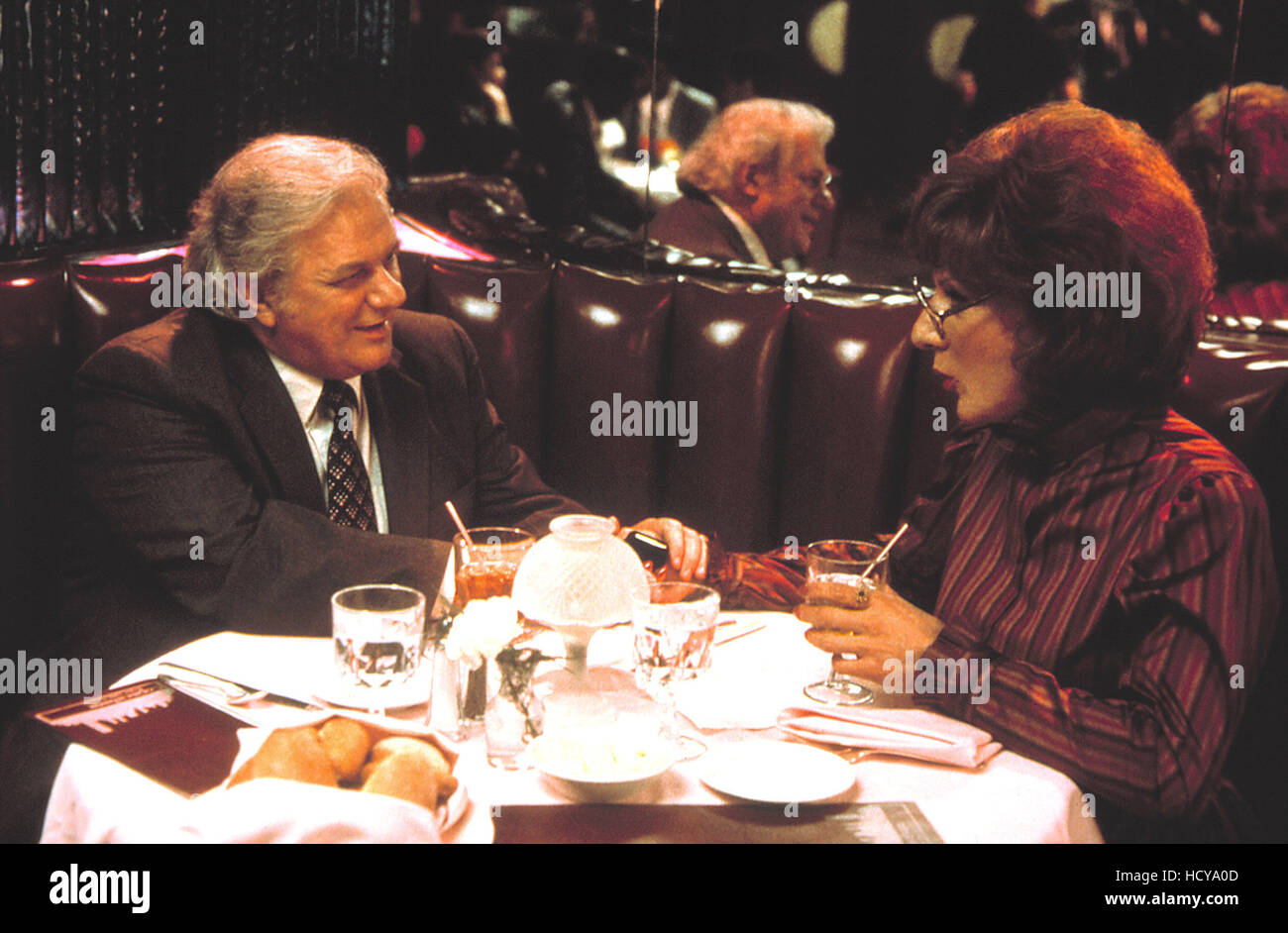 TOOTSIE, Charles Durning, Dustin Hoffman, 1982 Stock Photo - Alamy