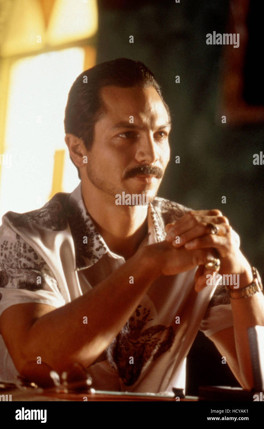 TRAFFIC, Benjamin Bratt, 2000. (c) USA Films/ Courtesy: Everett ...