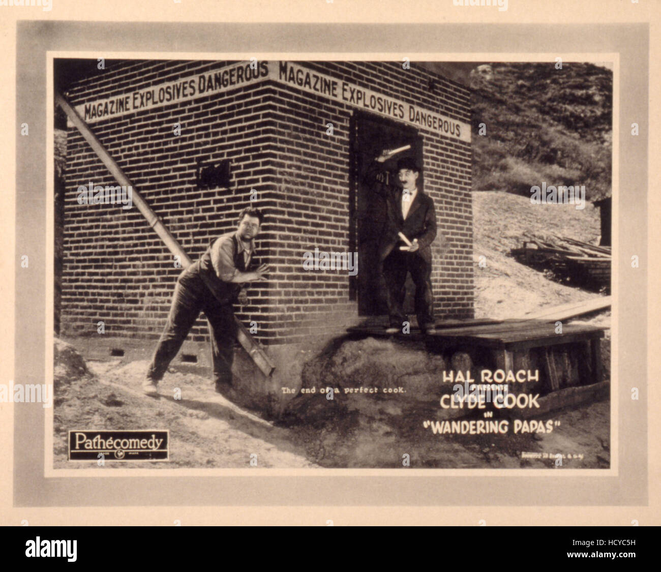 WANDERING PAPAS, (aka ENOUGH TO DO), Oliver Hardy, Clyde Cook, 1926 ...