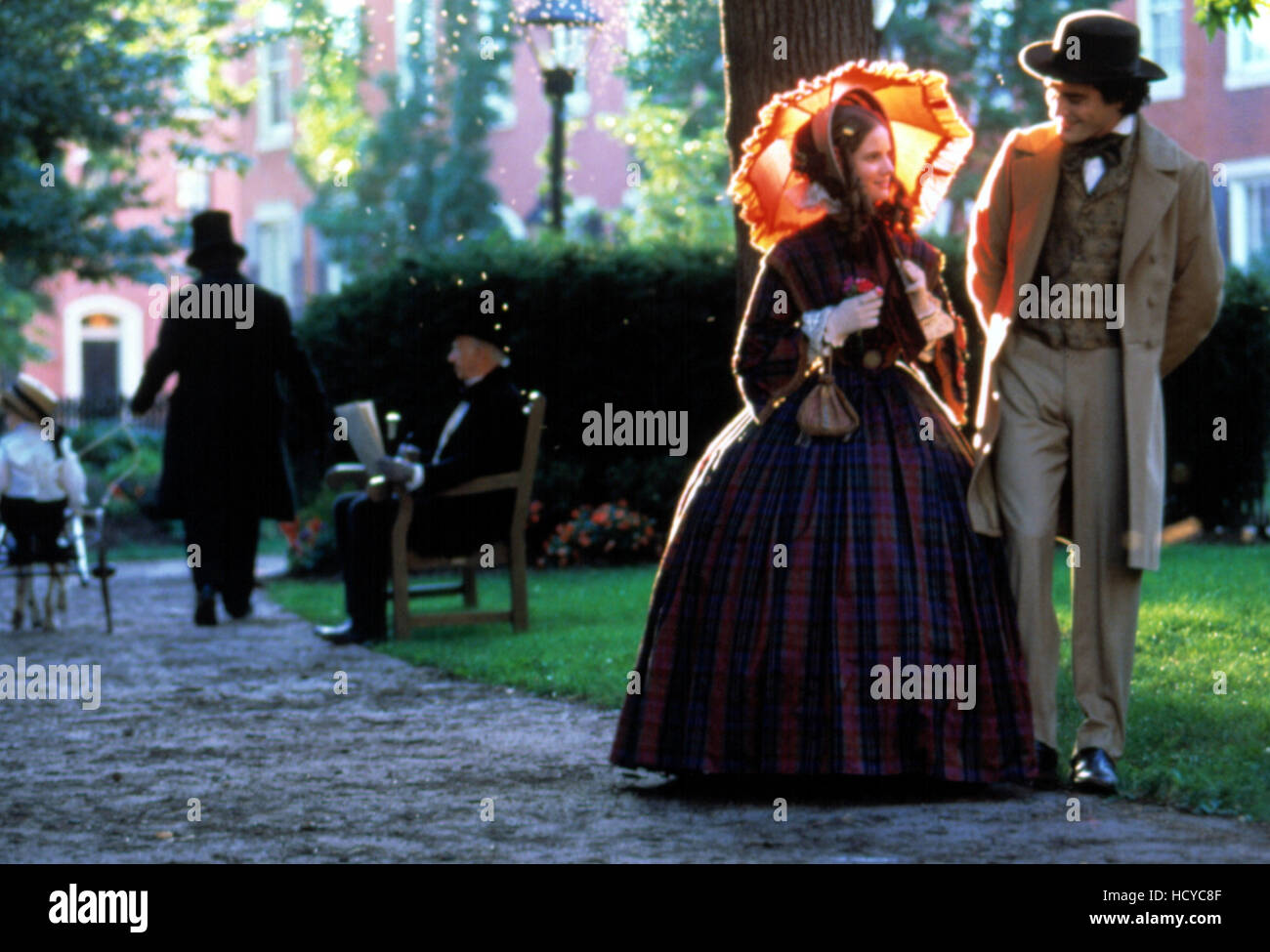 WASHINGTON SQUARE, Jennifer Jason Leigh, Ben Chaplin, 1997 Stock Photo ...
