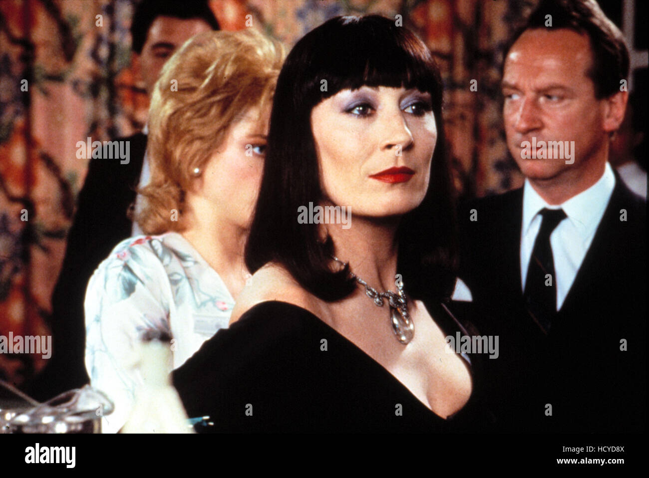 WITCHES, Anjelica Huston, 1990 Stock Photo - Alamy