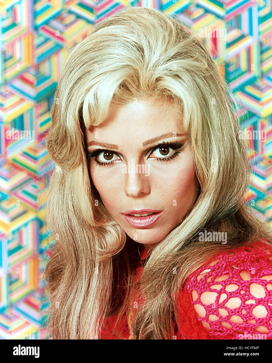 Nancy sinatra hi-res stock photography and images - Alamy