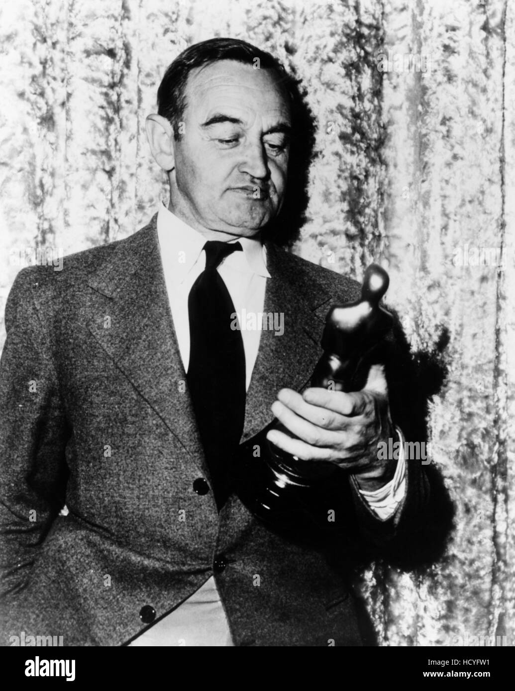 Barry Fitzgerald, with his Best Supporting Actor Oscar for GOING MY WAY ...