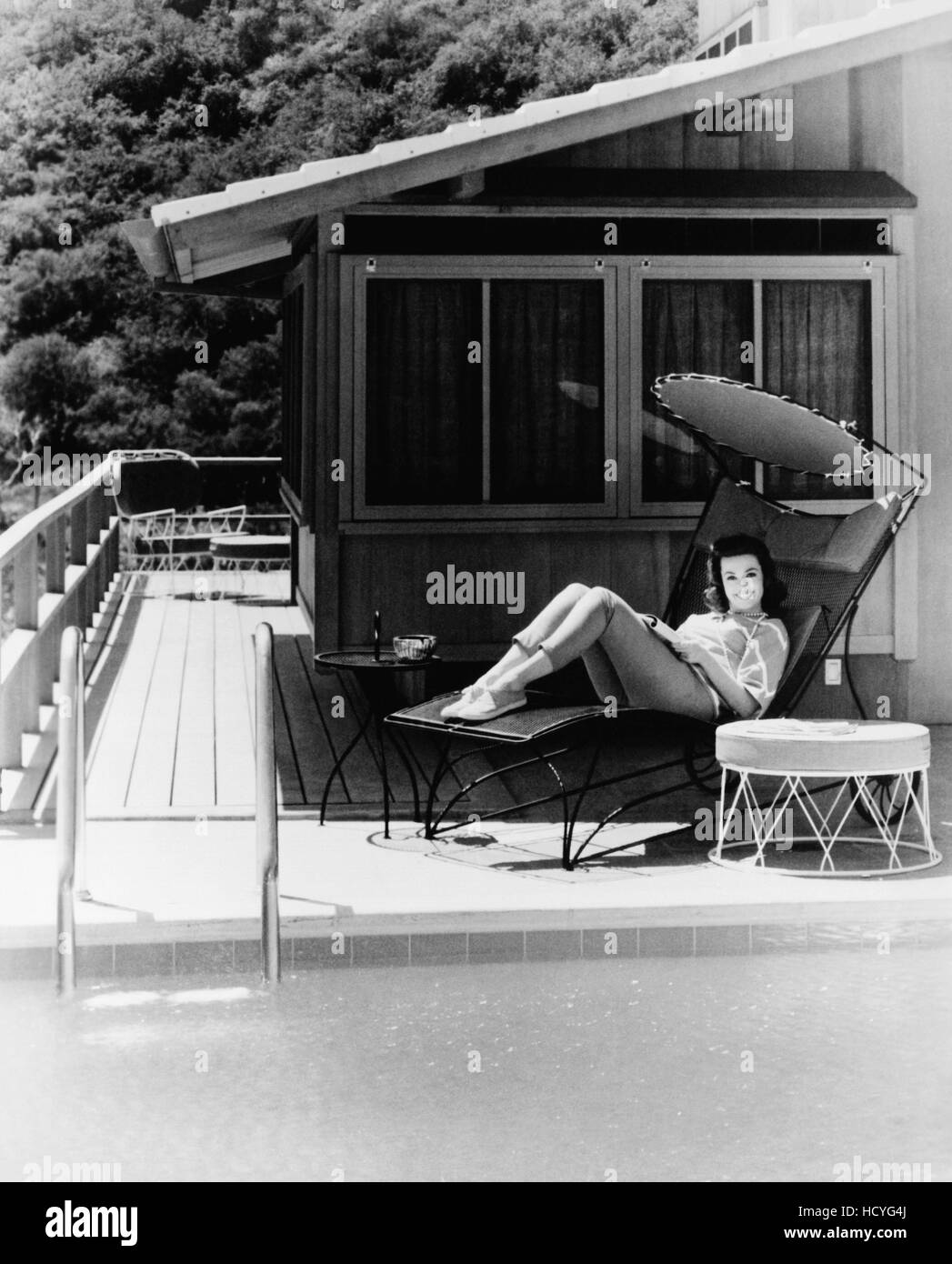 Barbara Rush, showing off her modernistic home, ca. mid-1960s Stock ...