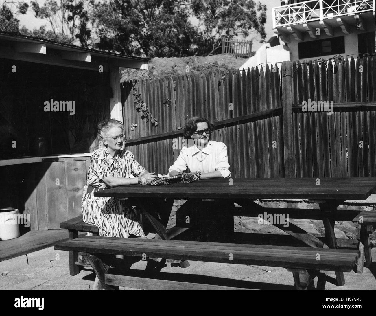 Bette Davis with her mother at home in Portland Maine Stock Photo - Alamy