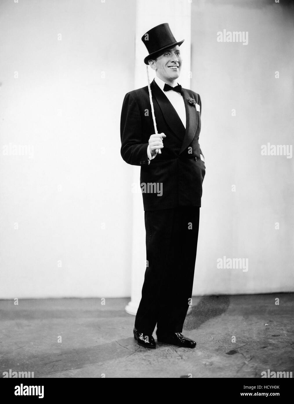 Benny Fields, playing Loew's State Theater, May 29, 1942 Stock Photo ...
