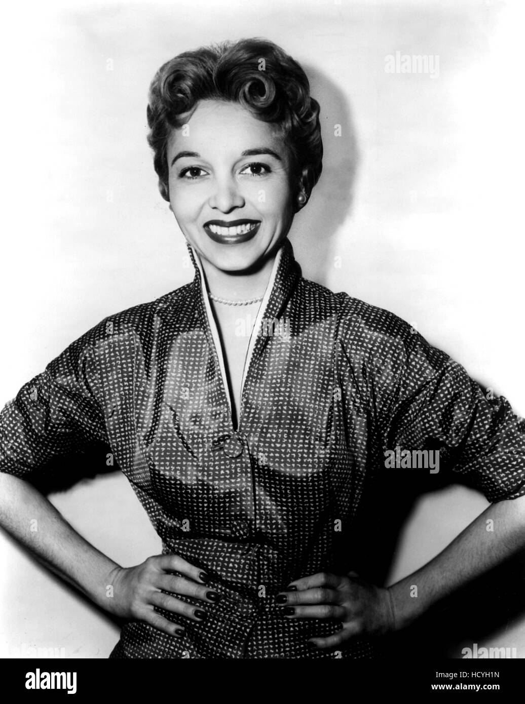 BEVERLY GARLAND, portrait ca. 1955 Stock Photo - Alamy