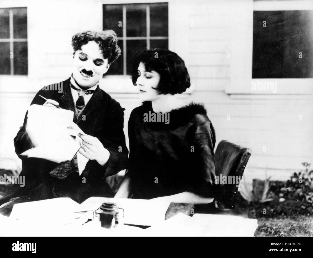 Lita grey charlie chaplin hi-res stock photography and images - Alamy Lita grey charlie chaplin hi-res stock photography and images - Alamy