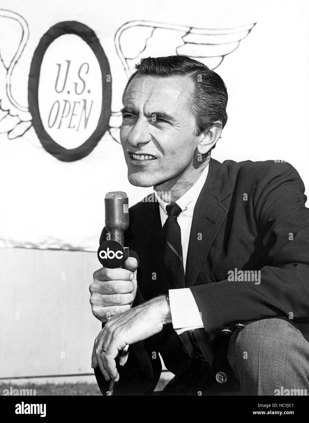 Chris Schenkel, reporting from the U.S. Tennis Open, 1966 Stock Photo ...