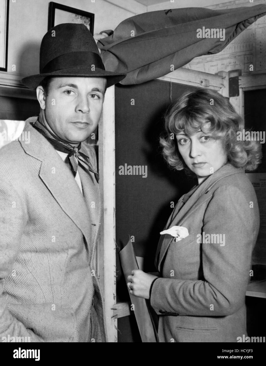 Dick Powell, wife, Joan Blondell casting their ballots in general ...