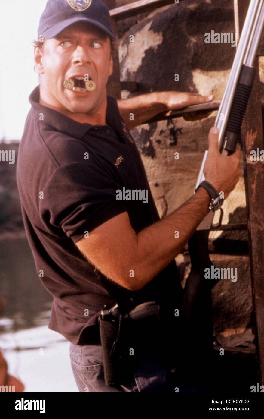 STRIKING DISTANCE, Bruce Willis, 1993, (c)Columbia Pictures/courtesy ...
